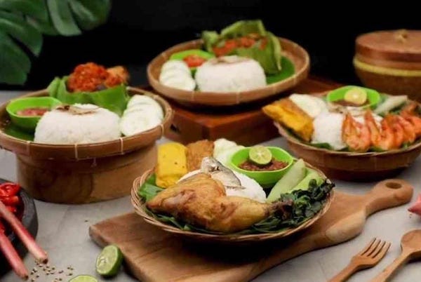 Nasi Tempong Pattimura Bagi-Bagi Ratusan Makanan Gratis, Ini Syaratnya ...