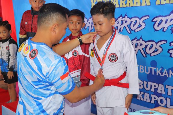 Turnamen Karate Inkanas Warnai HUT Bhayangkara dan Hari Jadi Maros ke ...